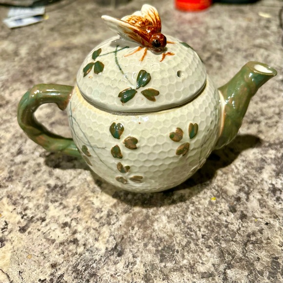 Kitchen | Vintage Honeycomb Bee Teapot Made In Occupied Japan | Poshmark